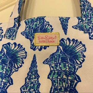 Lilly Pulitzer | Bags | Lilly Pulitzer Este Lauder Tote Blue Seashells ...